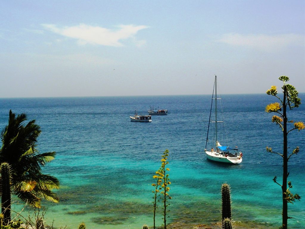 Scuba diving or snorkeling – Hovertours Venezuela